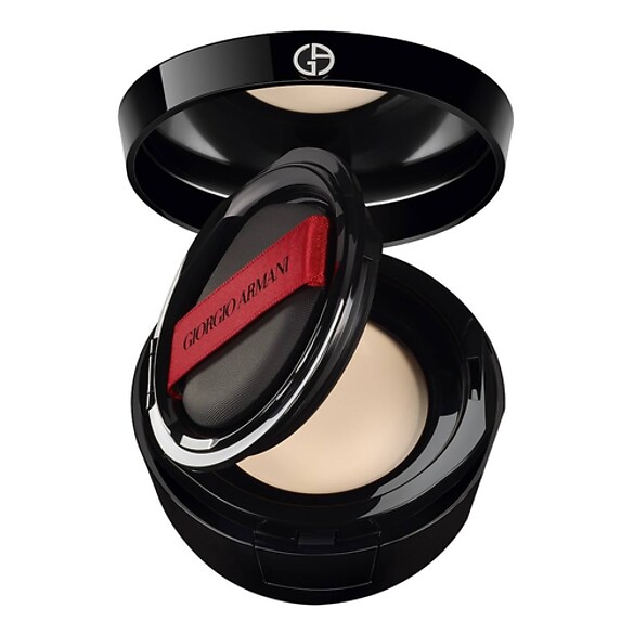 Power Fabric Compact von ARMANI ≡ SEPHORA