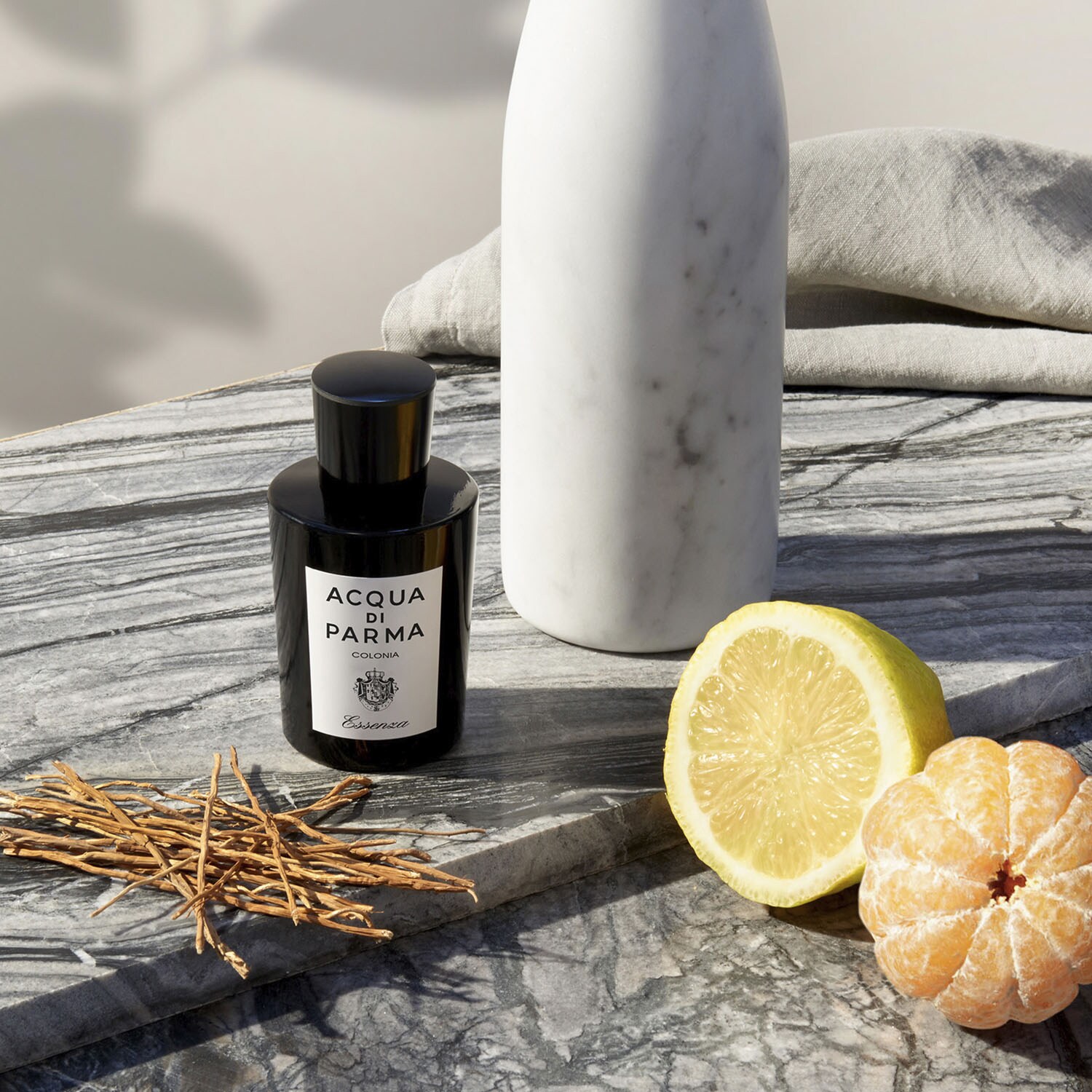 Colonia Essenza - Eau de Cologne agrumata legnosa di ACQUA DI PARMA ≡ ...