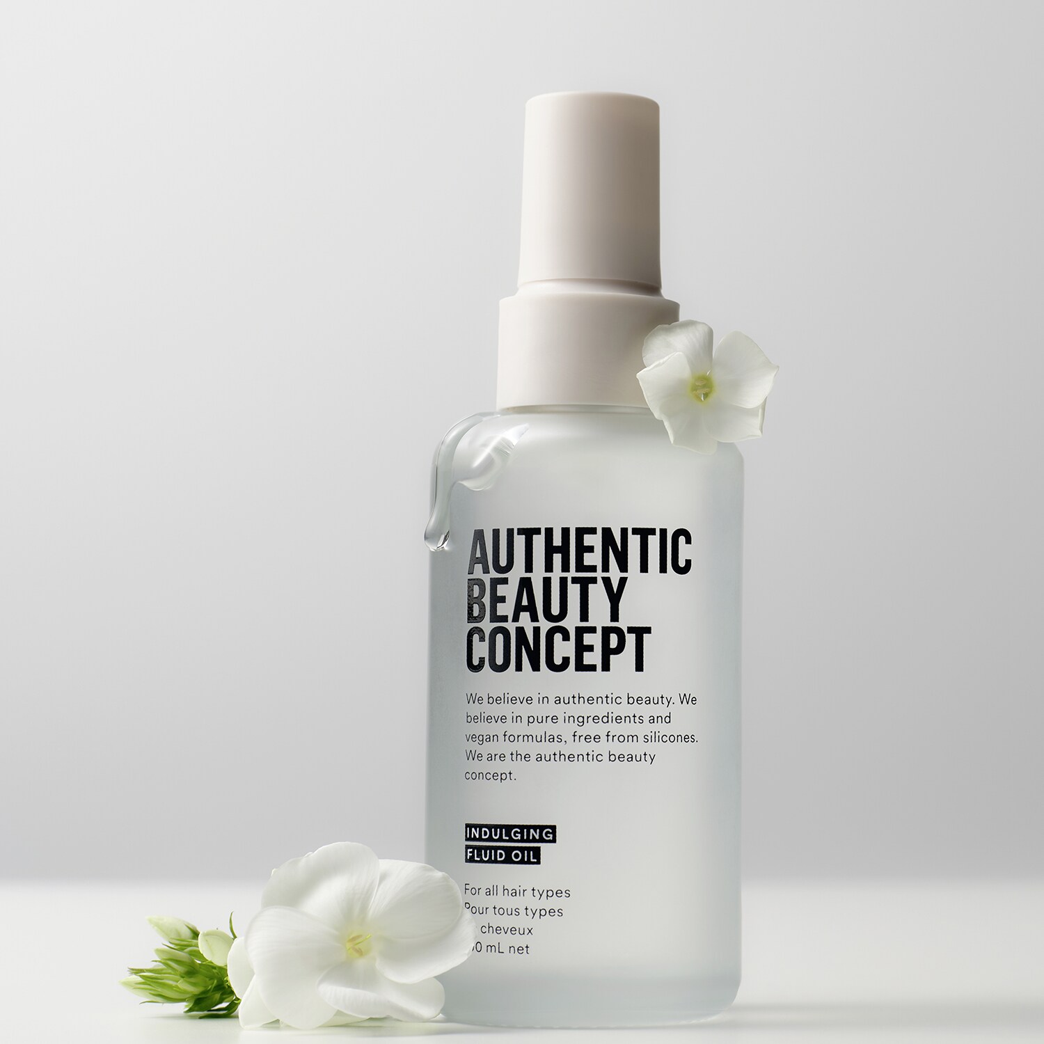 Indulging Fluid Oil - Olio leggero lisciante illuminante di AUTHENTIC ...