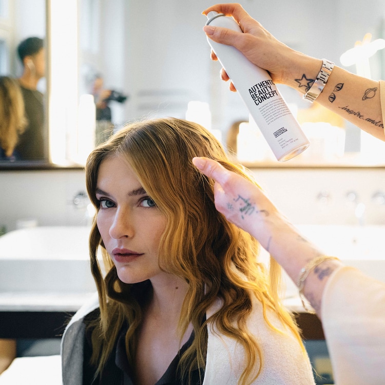 Working Hairspray - Fixativ usor, finisaj construibil pentru par foarte ...