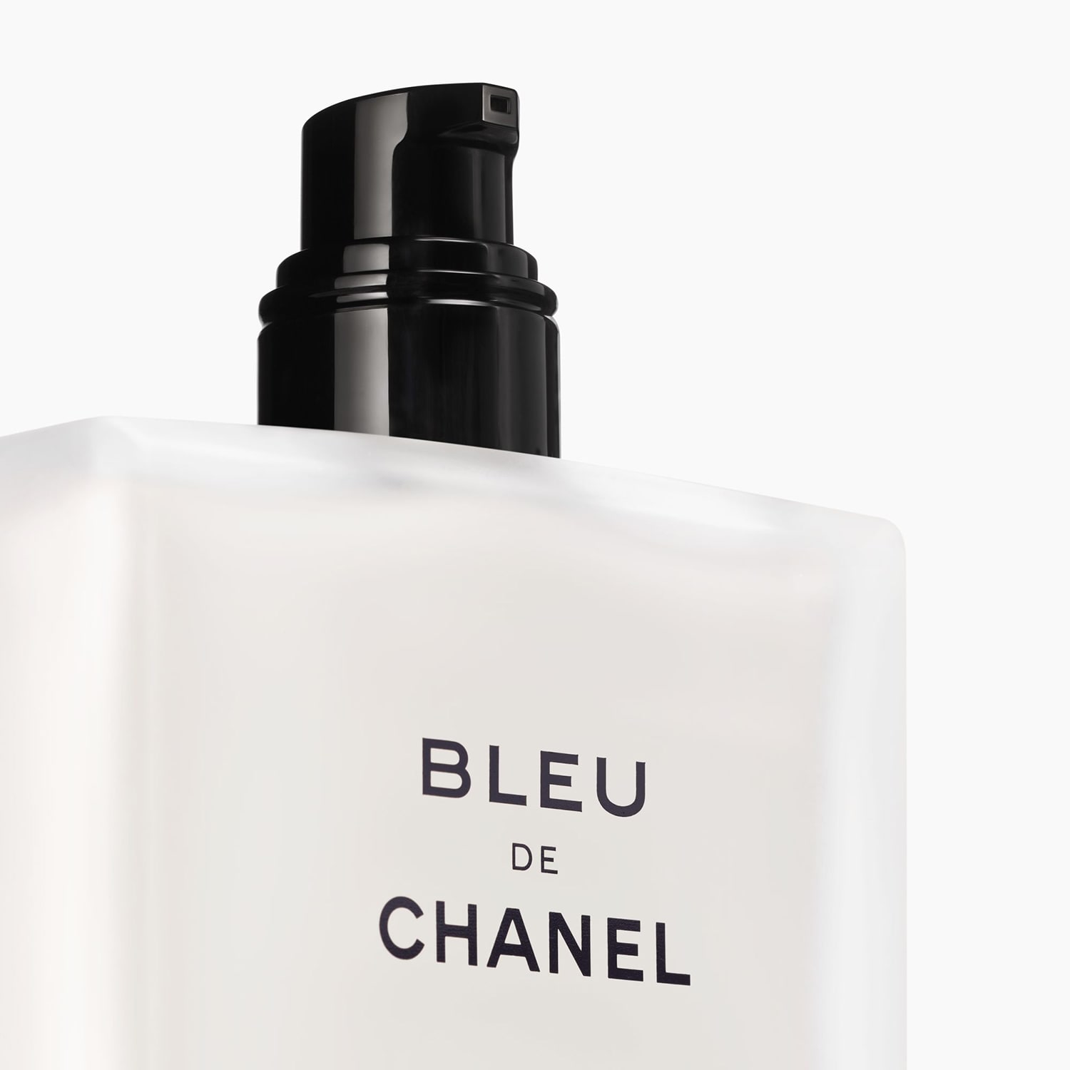 BLEU DE CHANEL - Soin Hydratant 3-en-1 de CHANEL ≡ SEPHORA