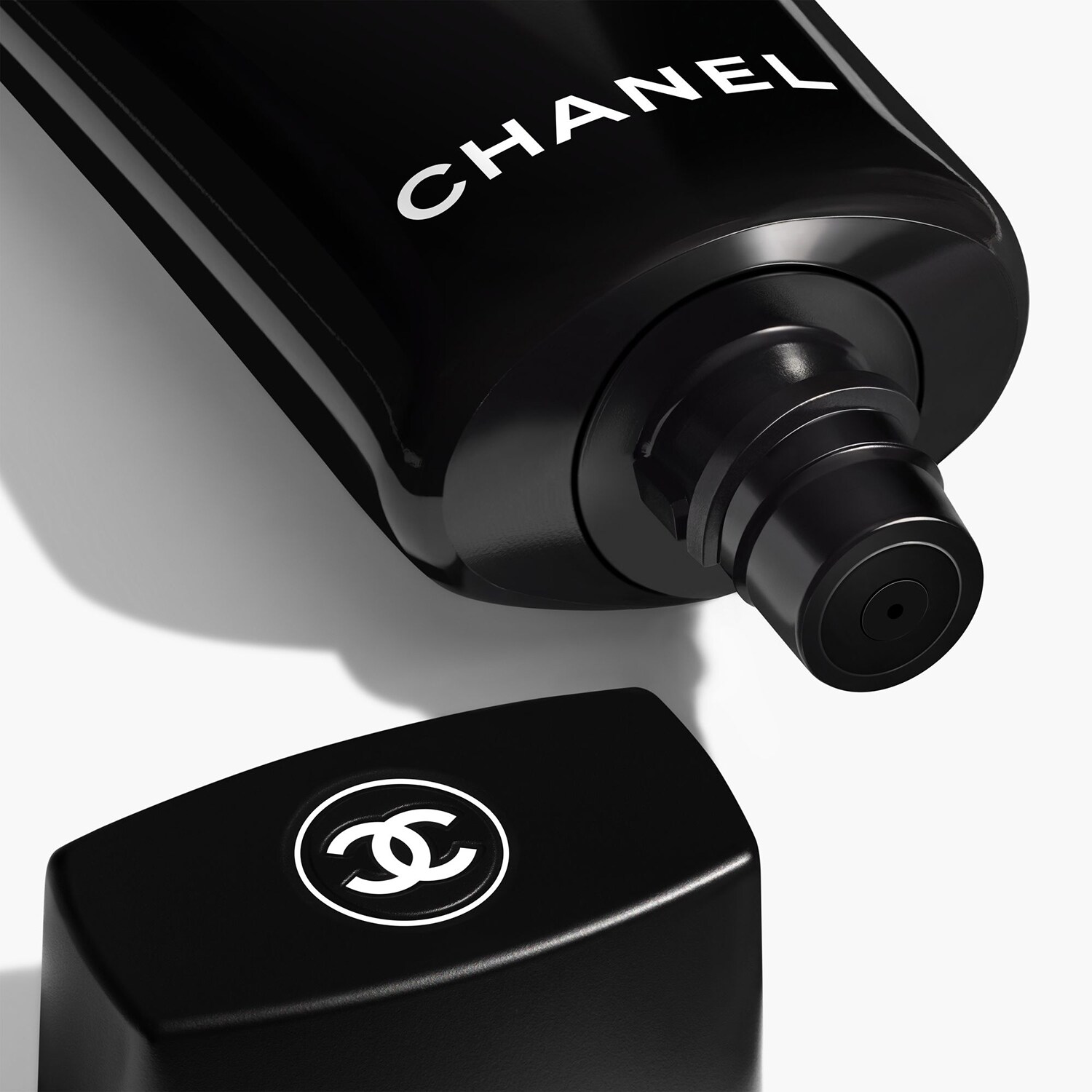 CHANEL LA BASE MATIFIANTE - Base Per Il Colorito Opacizzante E ...