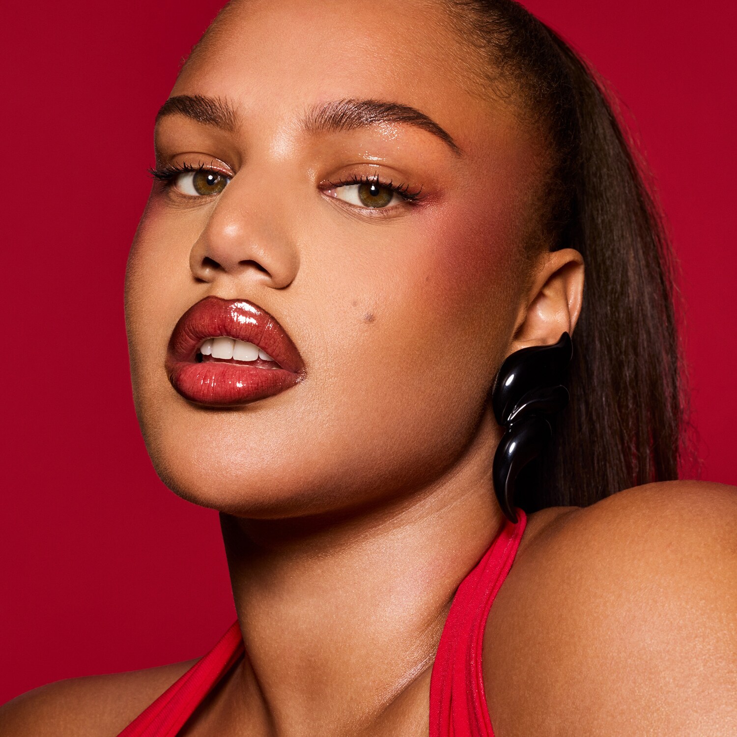 Chocolate Cherriez - Sæt med to uundværlige læbeprodukter + pose FENTY ...