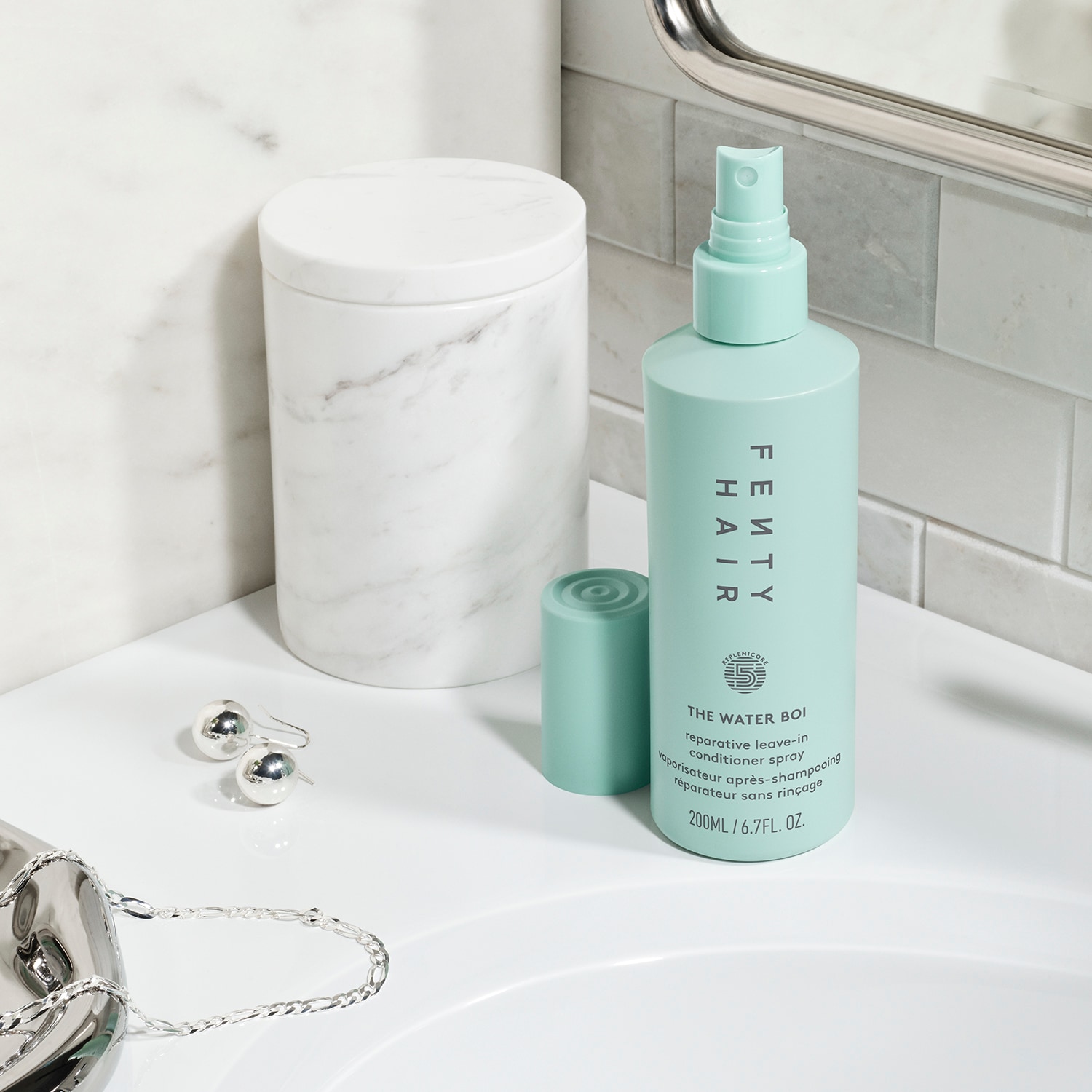 The Water Boi - Balsam spray reparator, fara clatire FENTY HAIR ≡ SEPHORA