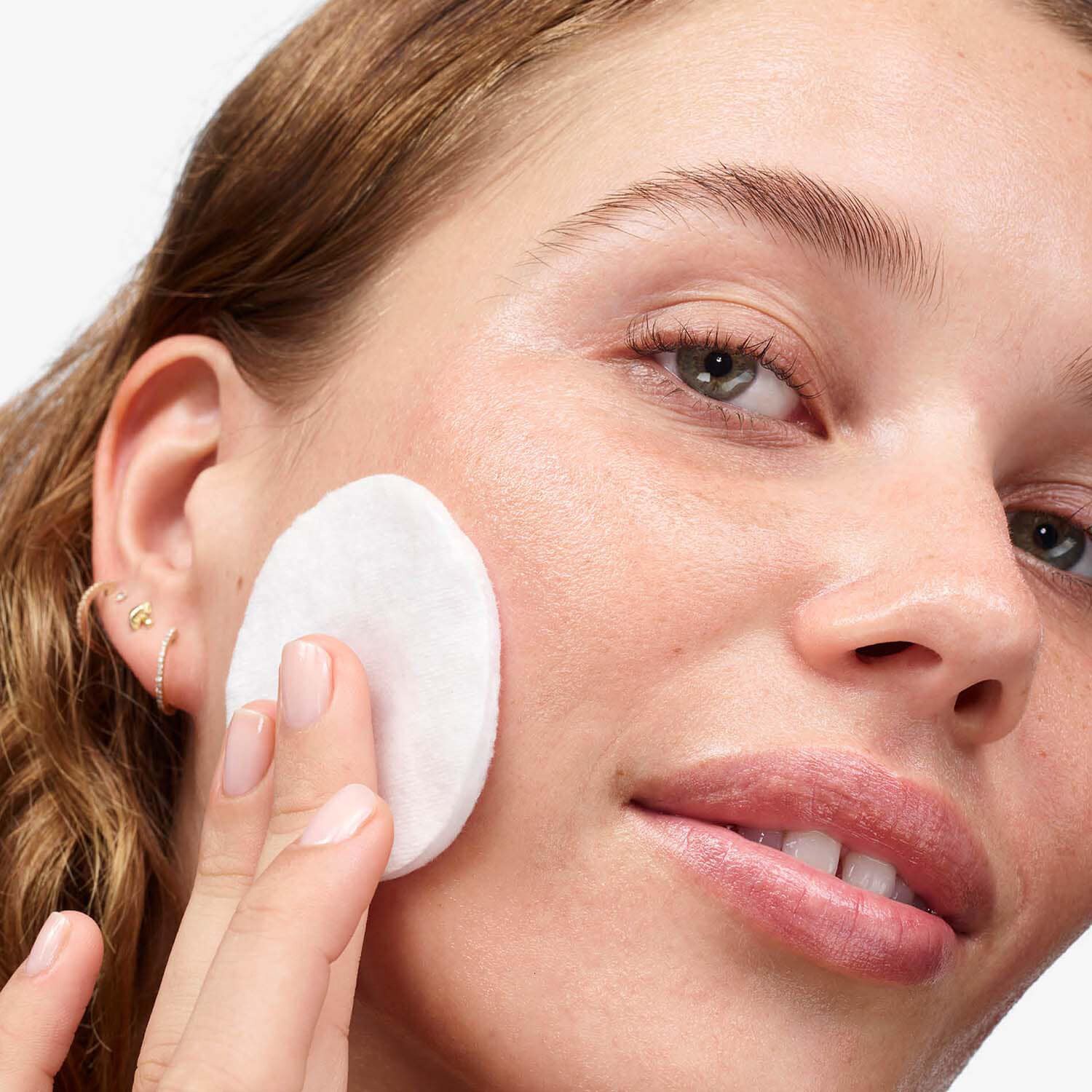 Milky Oil - Démaquillant biphase waterproof de GLOSSIER ≡ SEPHORA
