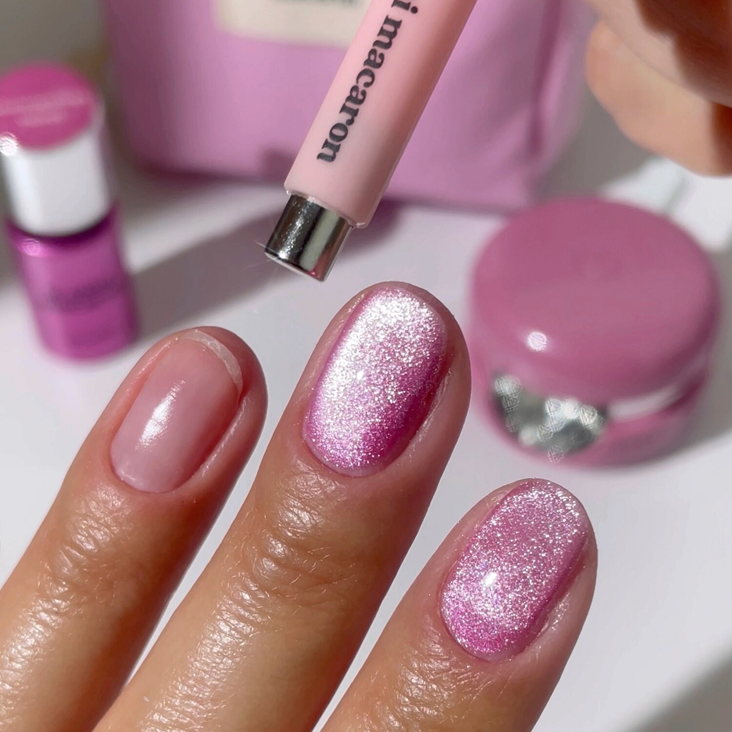 Cosmopolitan Velvet Cat Eye - Kit de Vernis Semi-permanent de LE MINI ...