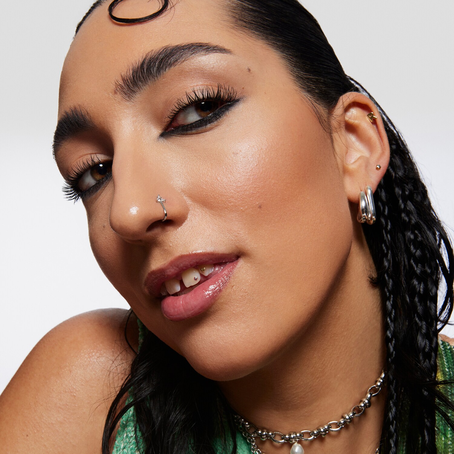 Kush High Roll Mascara - rimel tubing - definitie si volum Milk Makeup ...