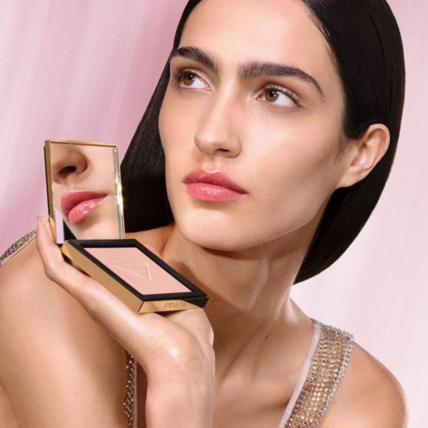 Prada Light Glowing Powder - Iluminador em pó refil Prada ≡ SEPHORA