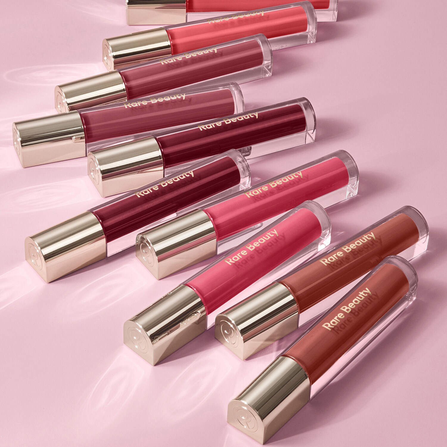 Stay Vulnerable - Lucidalabbra glossy di RARE BEAUTY ≡ SEPHORA