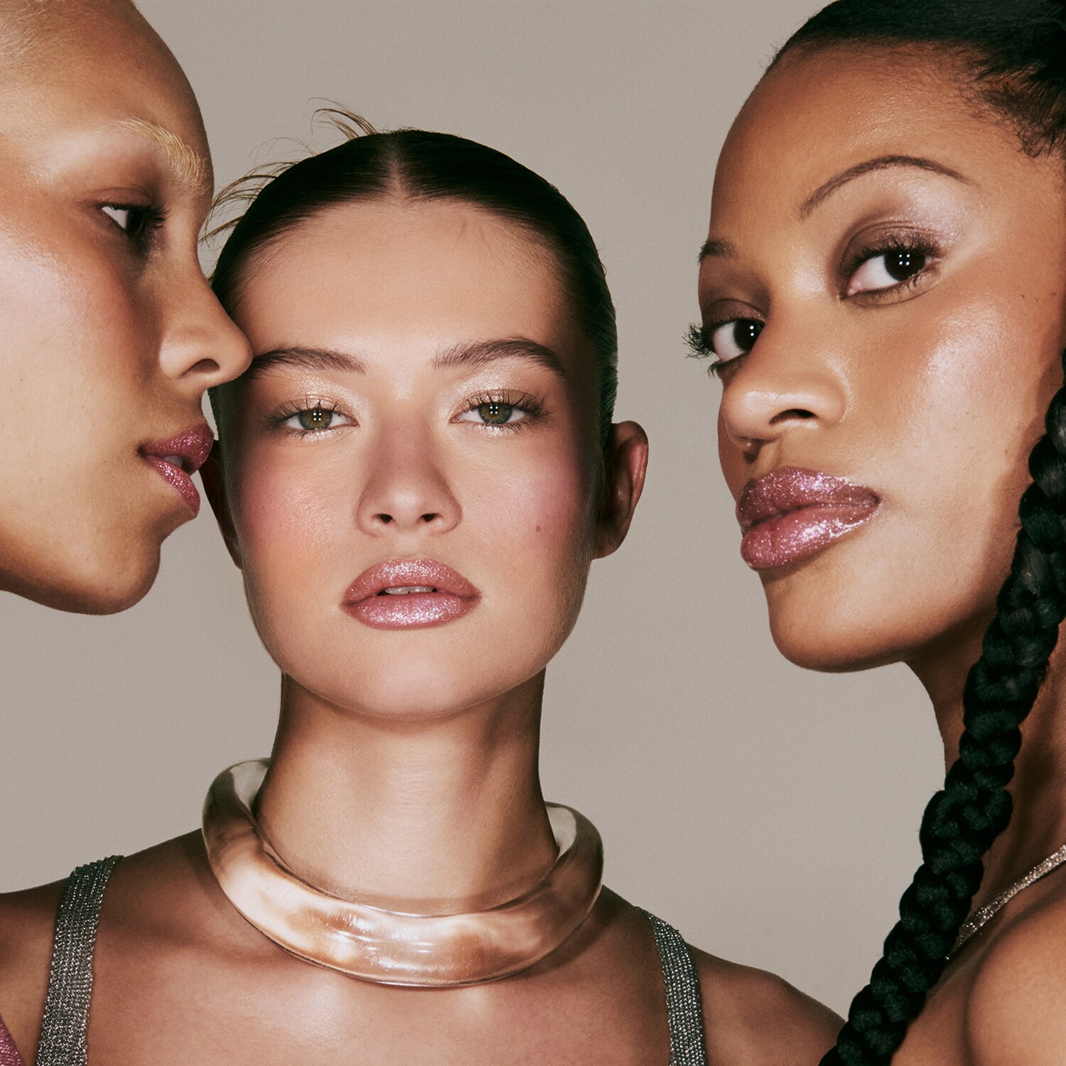 On your collar - Gloss rimpolpante di REM BEAUTY ≡ SEPHORA