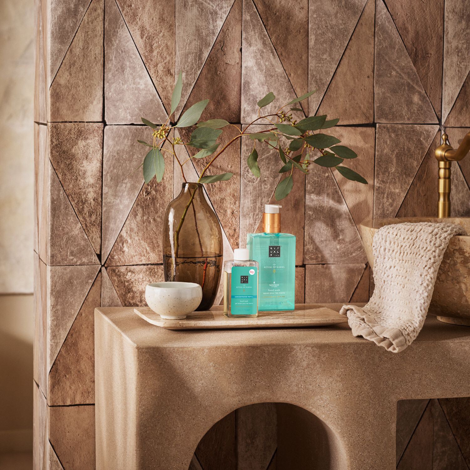 The Ritual of Karma - Konzentrierte Nachfüllpackung Handwaschgel von ...