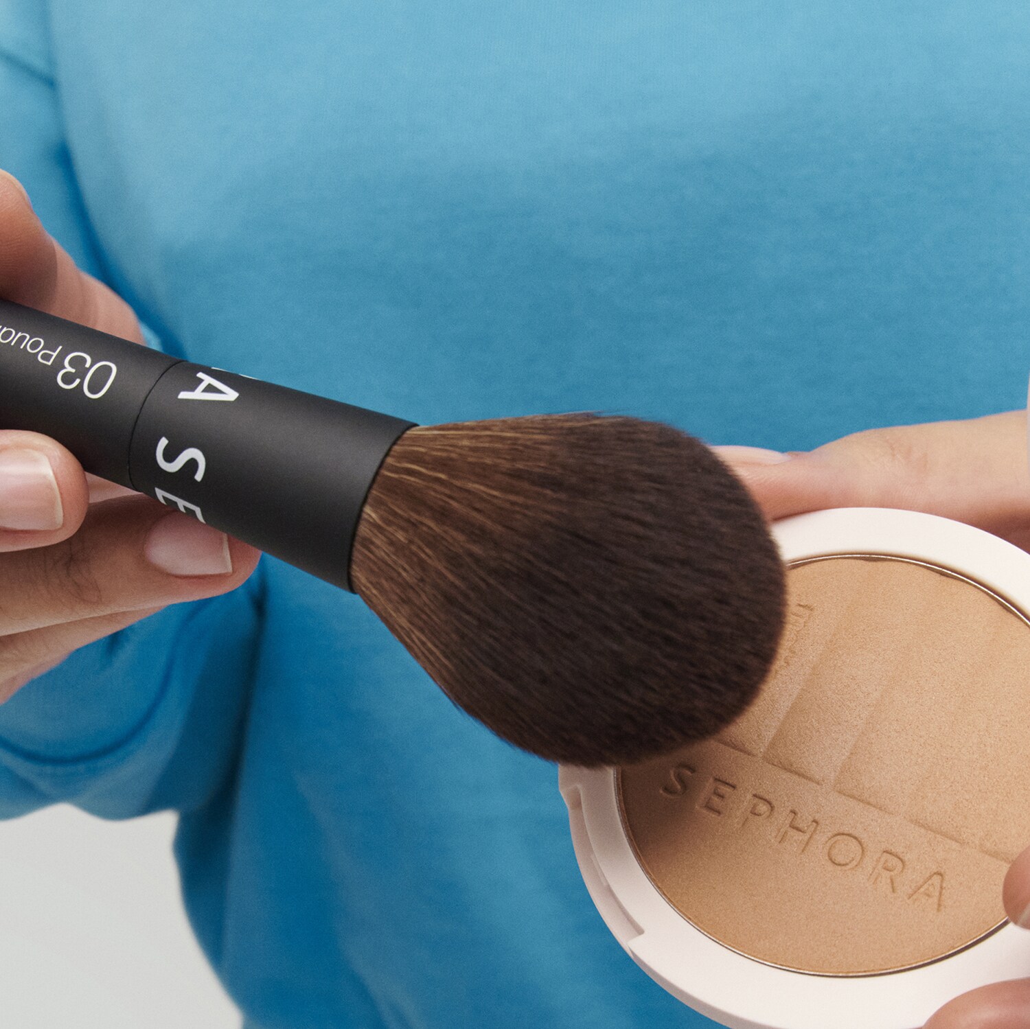 03 Pincel para Pó - Aplicação intuitiva, acabamento perfeito Sephora ...
