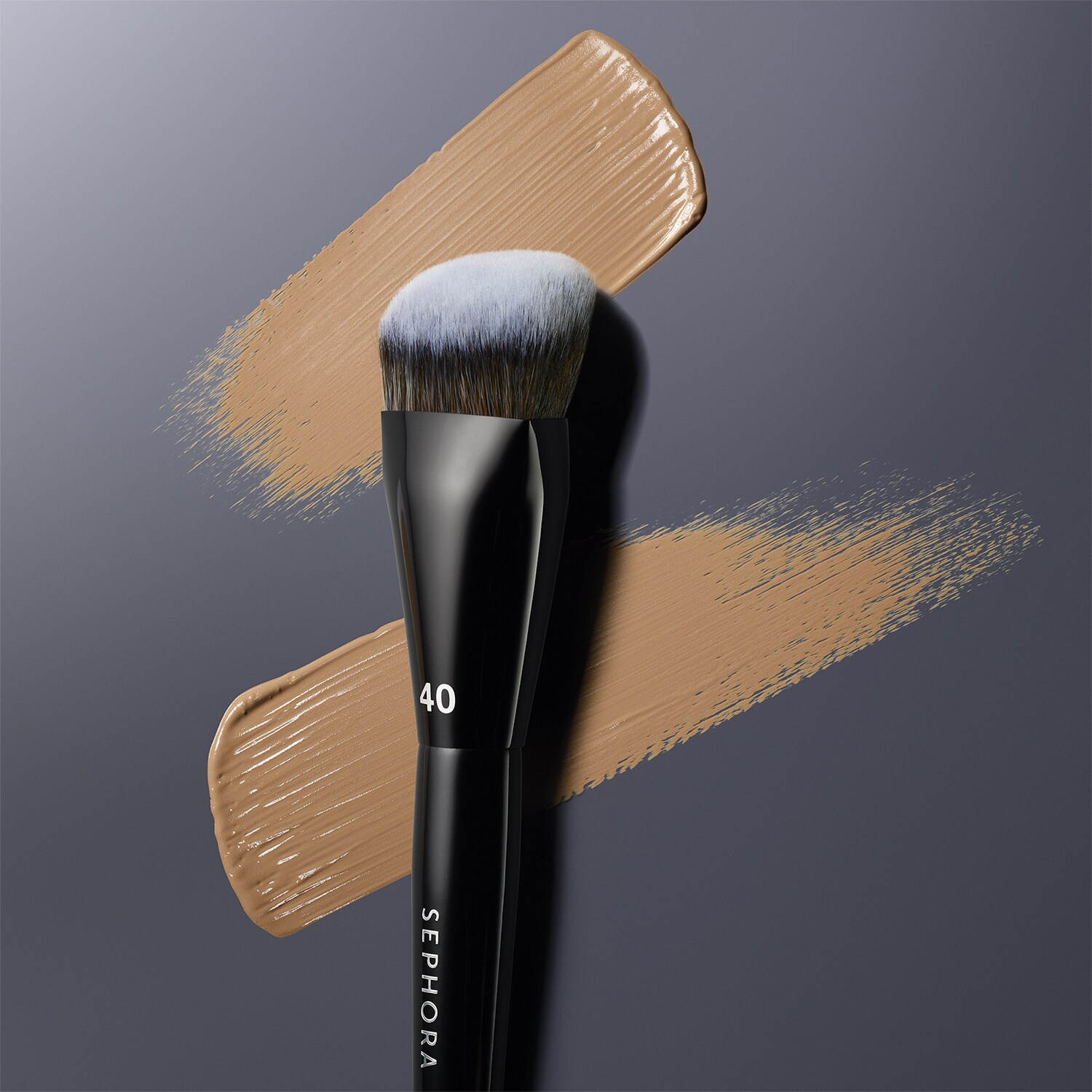 Sephora Collection - Pro Brush - Proffsborste För Foundation #40