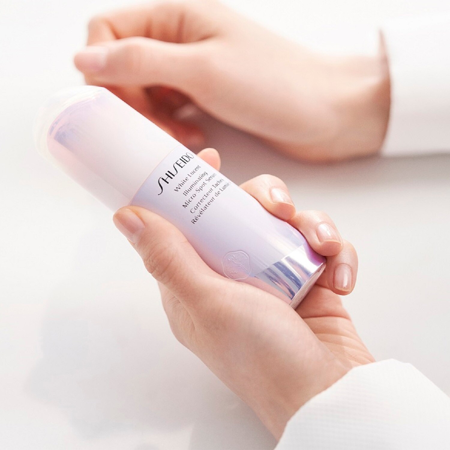 White Lucent Micro-Spot Serum - Sérum z SHISEIDO ≡ SEPHORA