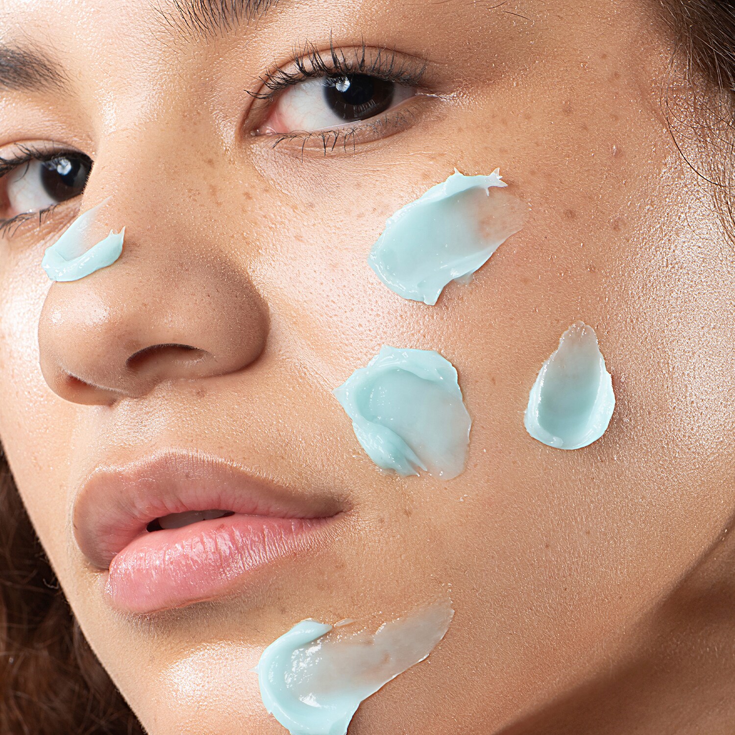 Aquamarine Melt Cleansing Gel-Balm - Gel Nettoyant de SUNDAY RILEY ≡ ...