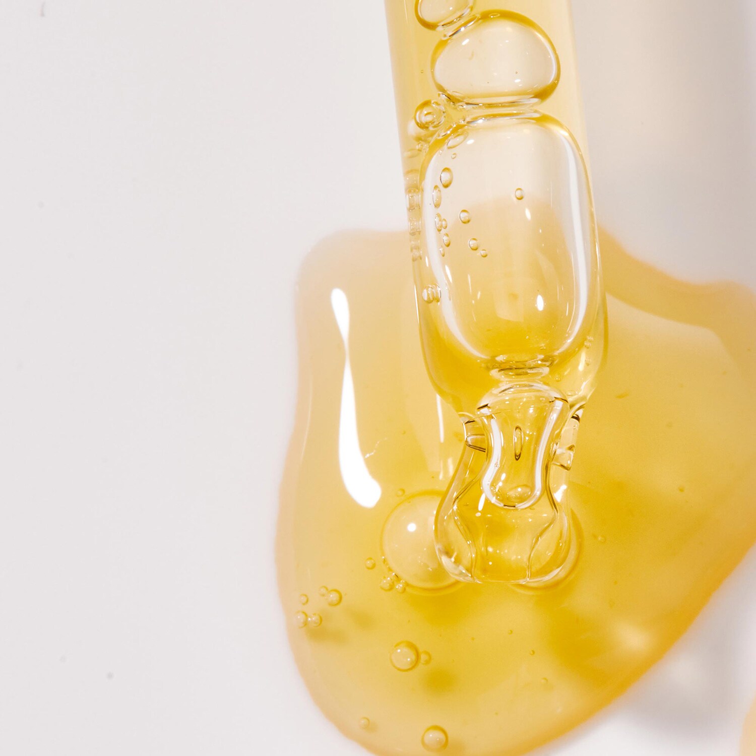 The Face Illuminating Self-Tan Drops - Serum autobronzant pentru fata ...