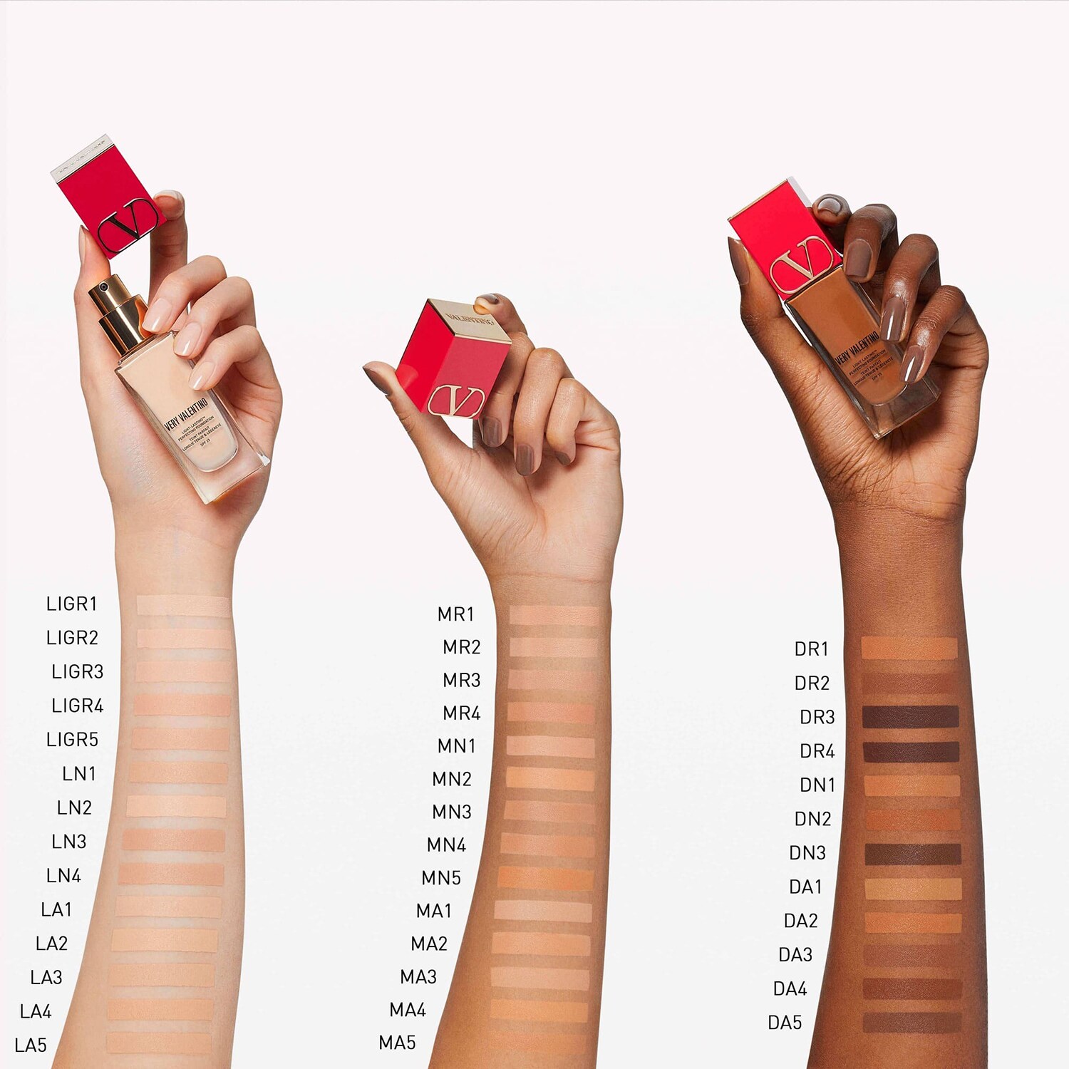 Very Valentino - Very light foundation, very long-lasting 24 hours, SPF ...