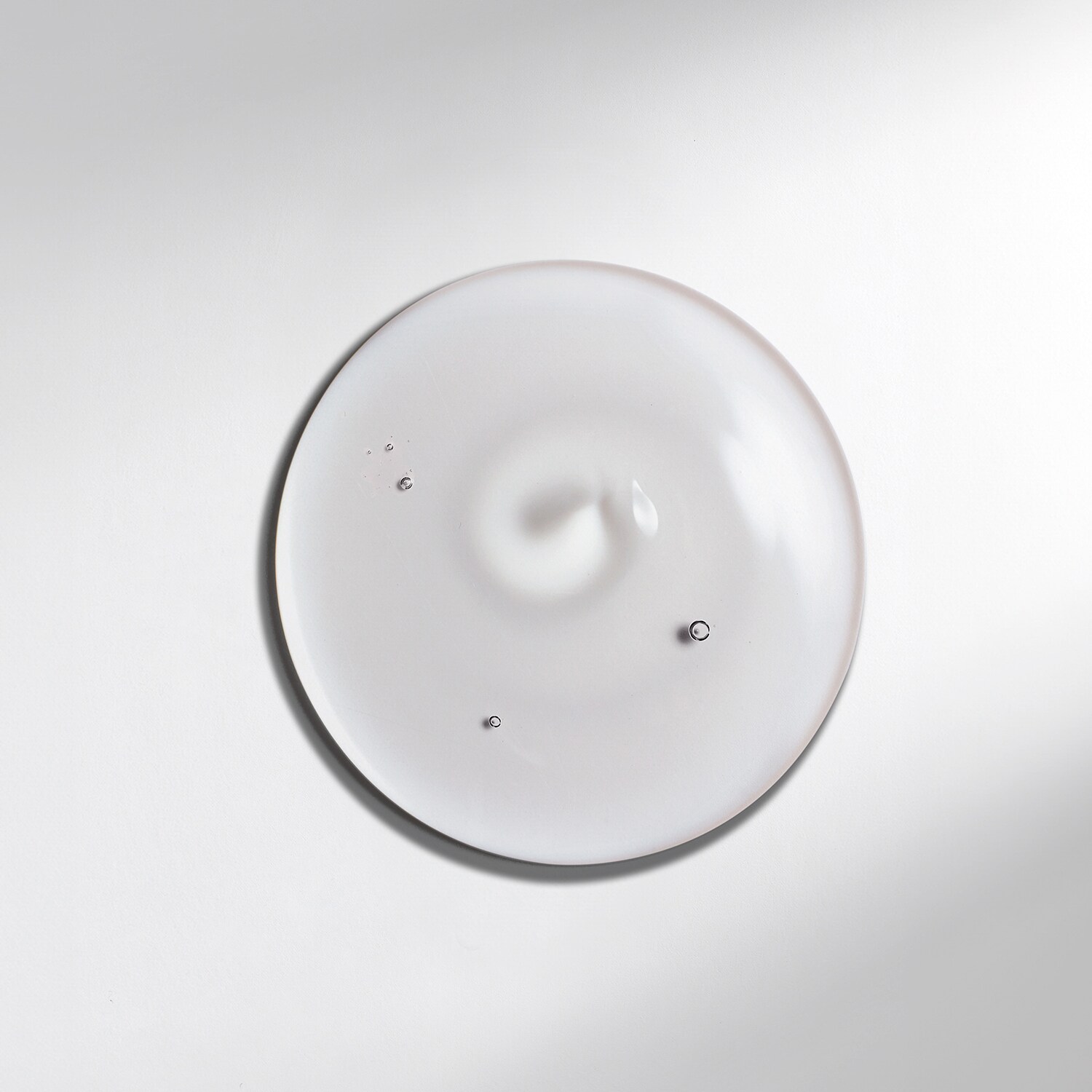 Ultimate Smooth - Shampoing nourrissant pour cheveux secs et ternes de WELLA PROFESSIONALS ≡ SEPHORA