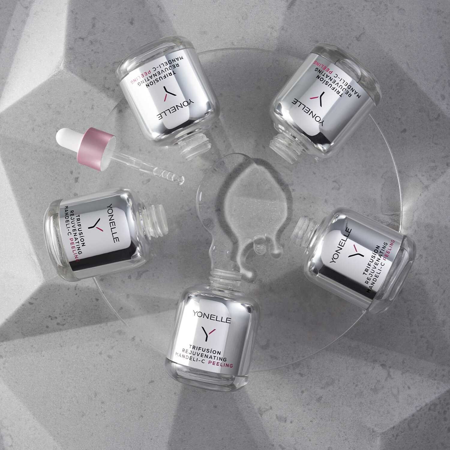 Rejuvenating Mandeli-C Peeling - Peeling z YONELLE ≡ SEPHORA