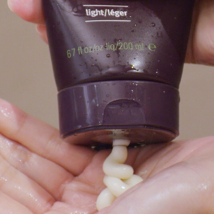 - Avedainvati Ultra Advanced Thickening Conditioner Light - Travel Size