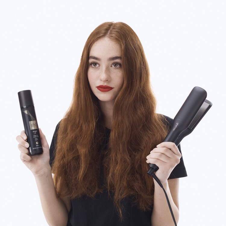 - Ghdstraight On - Straight & Smooth Spray