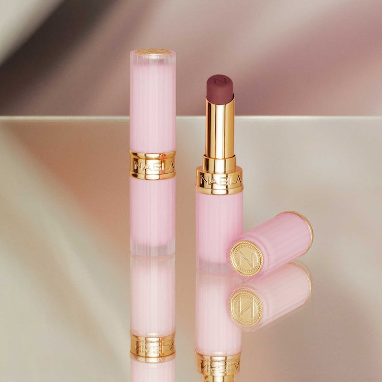- Nablabeyond Blurry Lipstick - Soft-focus Matt Läppstift